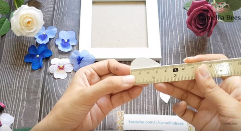 How To Make Paper Flower Photo Frame With Pansy Crepe Paper Flower ...